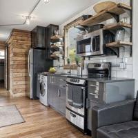 China SC Standard Neat Clean Small Container Prefab House Well Equipped for sale