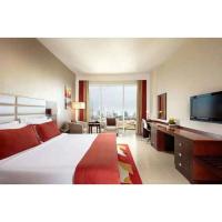 China Plywood MDF High End Hotel Furniture Veneer Finishing 4 Piece Bedroom Set 0.6mm for sale