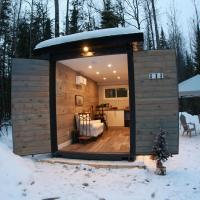 China CE Luxury Residential Prefab Folding Container House Weather Resistant for sale