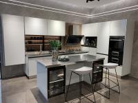 China CAD Drawing Economical Modular Kitchen Cabinets With Lacquer Paint Doors for sale