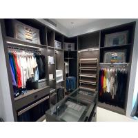 China Custom Farmhouse Walk In Closet Wardrobe Melamine Board 7 Layer Lacquer OEM for sale