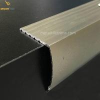China Aluminum L Shape Stair Nosing Trim 30x44mm Hammer Matt Champagne Anti Slip Edge Protector for sale