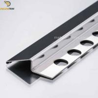 China SS304 Floor Transition Strip Different Heights 2.5 Meters Length for sale