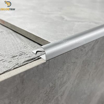 China Matt Silver Aluminium Tile Trim 12.5mm Curved Edge 2.44m Length for sale