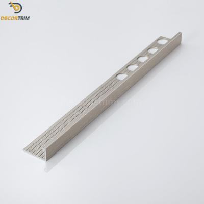 China Tile Transition Strips Metal Tile Trims 8mm Black Aluminium 6065 for sale