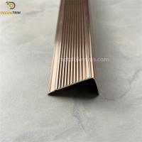 China Aluminum Tile Edge Trim Stair Nosing 6063-T5 1.1mm Profile Thickness for sale