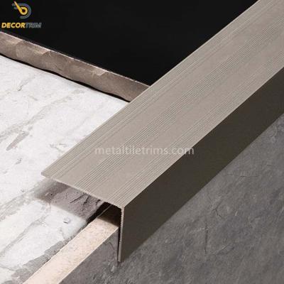 China Edge Aluminium L Trim Tile Nose Trim 1mm Profile Thickness 50pc Box Floor Corner Bead for sale