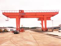 China Heavy Duty Rail Mounted Container Gantry Crane 50/10 Tons With Working Class A7 for sale