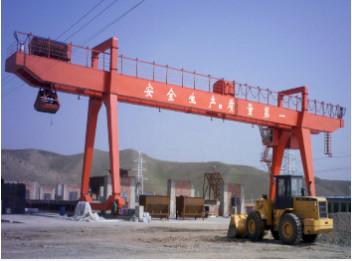 China Heavy Duty Cabin Control 10 TONS Bucket Double Girder Gantry Crane Box Type for sale