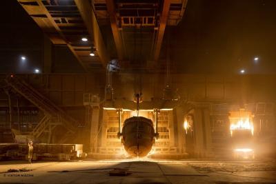 China Double Girder Or Beam Electric Bridge Casting Ladle Crane Cabin Control for sale