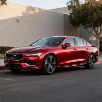 China Waterproof Gloss Vinyl Car Wrap Rouge Red Vinyl Film For Cars HYC1077 for sale