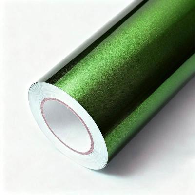 China 1.52mx17.5m Metallic Car Wrap Scratch Resistant Metallic Green Vinyl Wrap ODM HYM1057 for sale