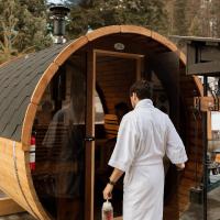 China Fashion Eco Friendly Outdoor 2-4 Person Traditional Steam Sauna Hemlock/Red Cedar for Garden for sale