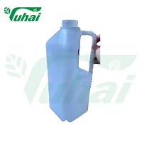 China PE Calf Feeding Bottles Nursing Milk Bottle With Handle And Teats for sale