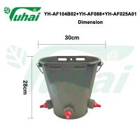 China 8L Lamb Feeding Buckets Goat Bucket Feeder With Teat Animal Feeding Bucket for sale