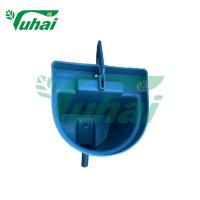 China 3L Feeding Buckets Gray Cow Feeding Bucket With One Teat For Dairy Farm Calves Feeding for sale