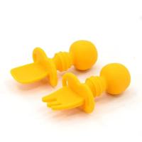 China Cartoon Silicone Baby Forks Spoons in Different Red Colors Size 9.5x9.5x4cm Weight 48g for sale