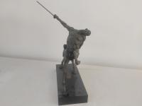 China Indoor Ornaments Cast Bronze Modern Sculptures For Home Decor for sale