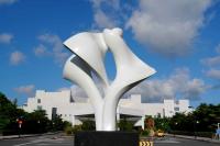 China Large Outdoor Metal Sculpture White Baking Varnish For Park Decoration for sale