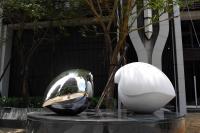 China Decorative Modern Outdoor Sculpture Stainless Steel Polishing For Art Collection for sale