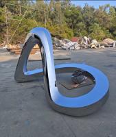 China Outdoor Custom Modern Abstract Sculpture,Mirror Polished Sculpture for Garden for sale