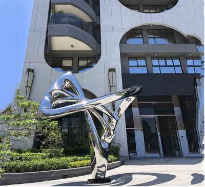 China Butterfly Wing Outdoor Metal Sculpture , Customized Metal Art Garden Sculptures for sale