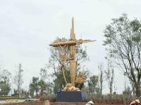 China ODM / OEM Large Outdoor Statues Golden Color Painted For Urban Decoration for sale