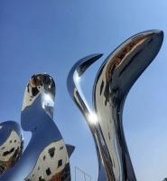 China ODM / OEM Outdoor Modern Sculptures Realistic Style Customized Size for sale