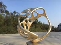 China Handmade Abstract Outdoor Bronze Sculpture , Painted Outdoor Lawn Ornament for sale