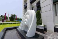 China Stainless Steel Modern Abstract Sculpture , Metal Modern Outdoor Sculpture for sale
