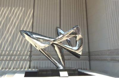 China Outdoor Abstract Metal Sculptures Polished Mirror Color 3.5 Meter Length for sale