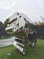China Modern Large Garden Animal Statues Create Very Unbelievable Eyesight for sale