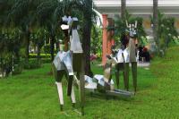 China Contemporary Metal Deer Sculptures , Abstract Metal Lawn Sculptures Street Decoration for sale