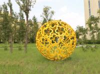 China Large Garden Ornaments Statues Color Painted Decorative Stainless Steel Ball Sculpture for sale