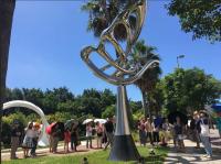 China Modern Large Outdoor Sculpture , Mirror Polished Stainless Steel Art Sculptures for sale