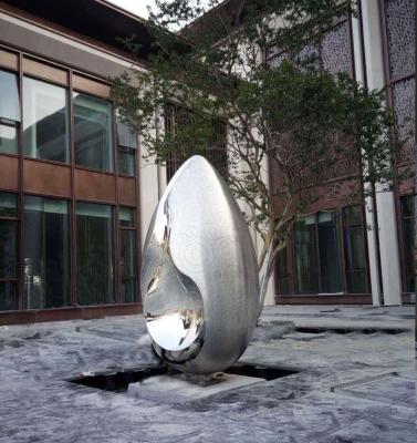 China LED Out Door Garden Ornaments Statues Modern Stainless Steel For Park Decoration for sale