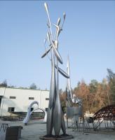 China Metal Handmade Large Outdoor Sculpture Statues Stainless Steel Plaza Decoration for sale