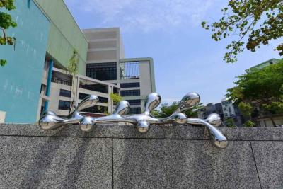 China Contemporary Forging Metal Garden Ornaments Statues Abstract Style for sale