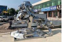China Handicraft 316L Stainless Steel Metal Lion Sculpture for sale
