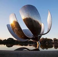 China Mirror Polished 316L Stainless Steel Sculpture 4.0 meter height for sale