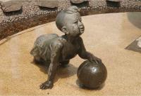 China OEM 4.8m Length Modern Outdoor Bronze Garden Sculpture for sale