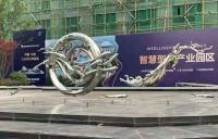 China Contemporary Mirror Fish Group Garden Metal Art Sculpture for sale