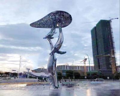 China 6.0M High Mirror Polished Metal Whale Sculpture For Plaza Decoration for sale