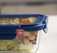 China IKOO Glass Containers Supplier Leak Proof Airtight Borosilicate Glass Food Storage Container Microwave Safe with Silicone Sleeve for sale