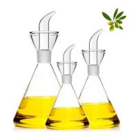 China IKOO High Borosilicate Glass Oil Cruet and Decanter with 700ml Capacity and Non-drip Design for Kitchen for sale