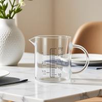 China IKOO Borosilicate Glass Measuring Cup 250ml 500ml 1000ml Food Grade for sale