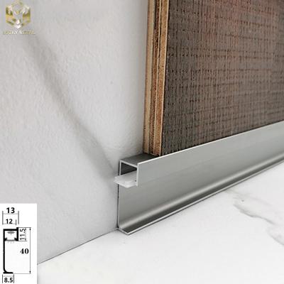 China Flexible Aluminum Skirting Board With Thermal Expansion Gap For Radiant Heating for sale