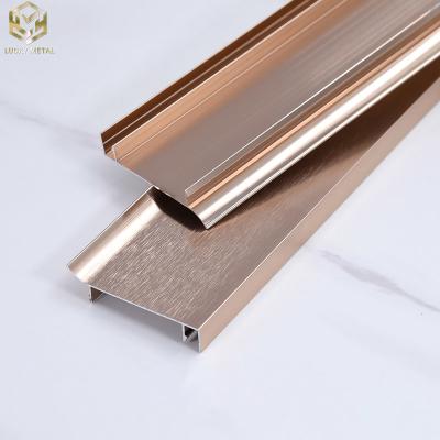 China Powder Coated Aluminium Baseboard Trim 3mm Thickness For High Traffic Areas for sale