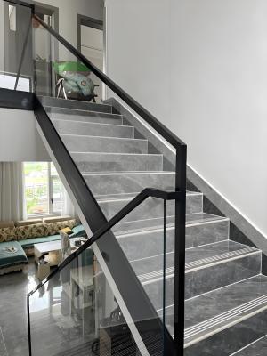 China Modern Design Rustproof Aluminum Glass Fence With Tempered Panels for sale