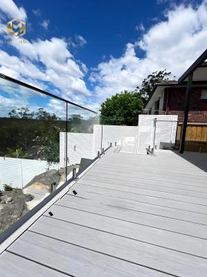 China Low-Maintenance Aluminum Glass Stair Fence With Child Safety Lock for sale